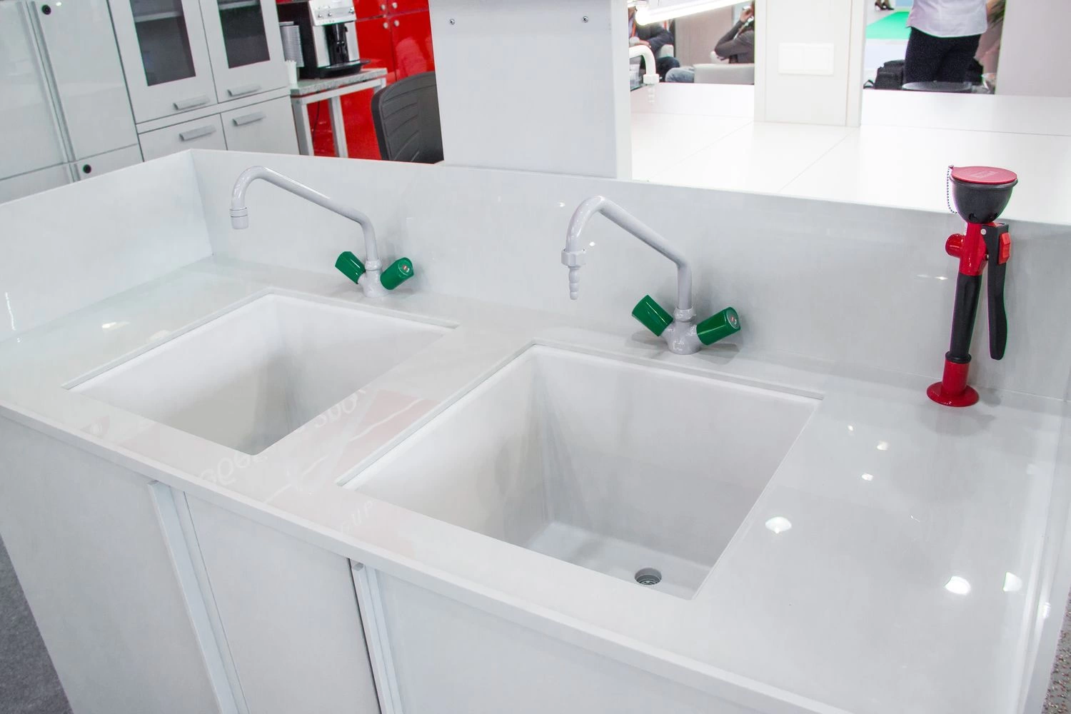 Мойки лабораторные химические Simple Pro ЛК-1500 СМС-ПВ (1 раковина, 1 смеситель) – купить в ...